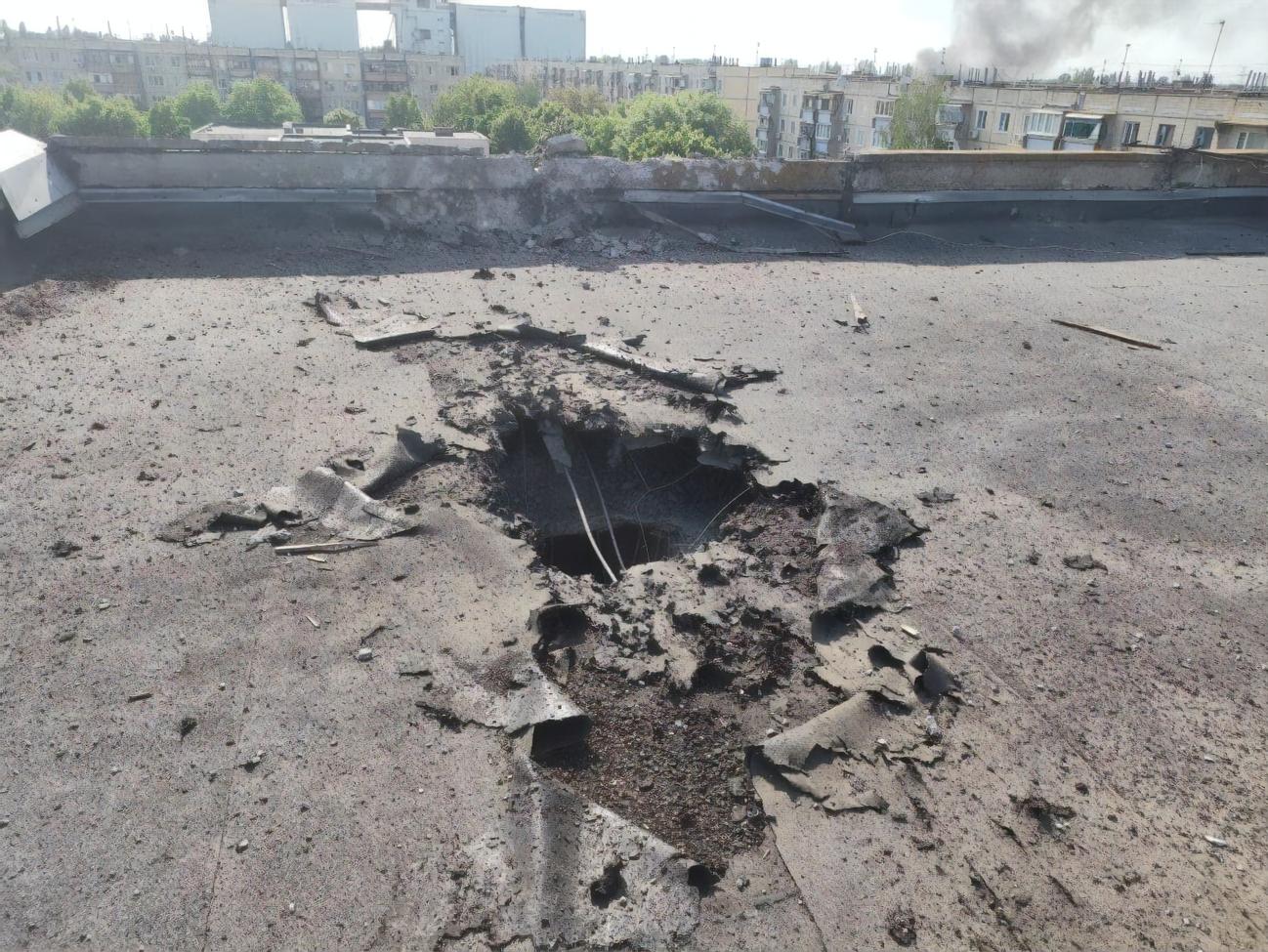 Окупанти обстріляли Нікопольський район поранено трьох дорослих і дівчинку 2009 року народження