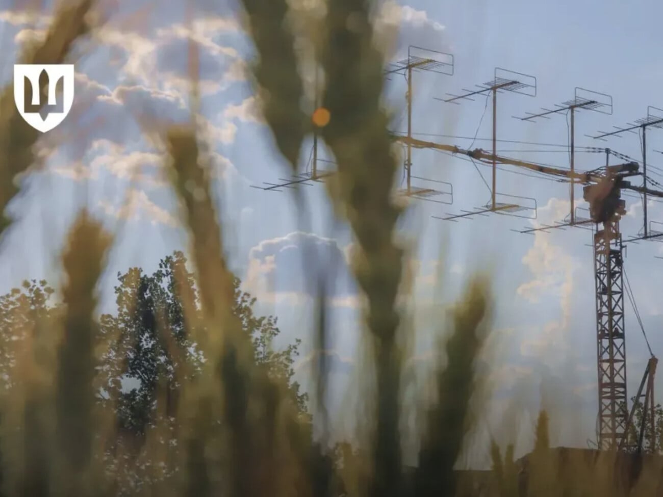 Первые объекты критической инфраструктуры уже имеют средства РЭБ – Шмыгаль